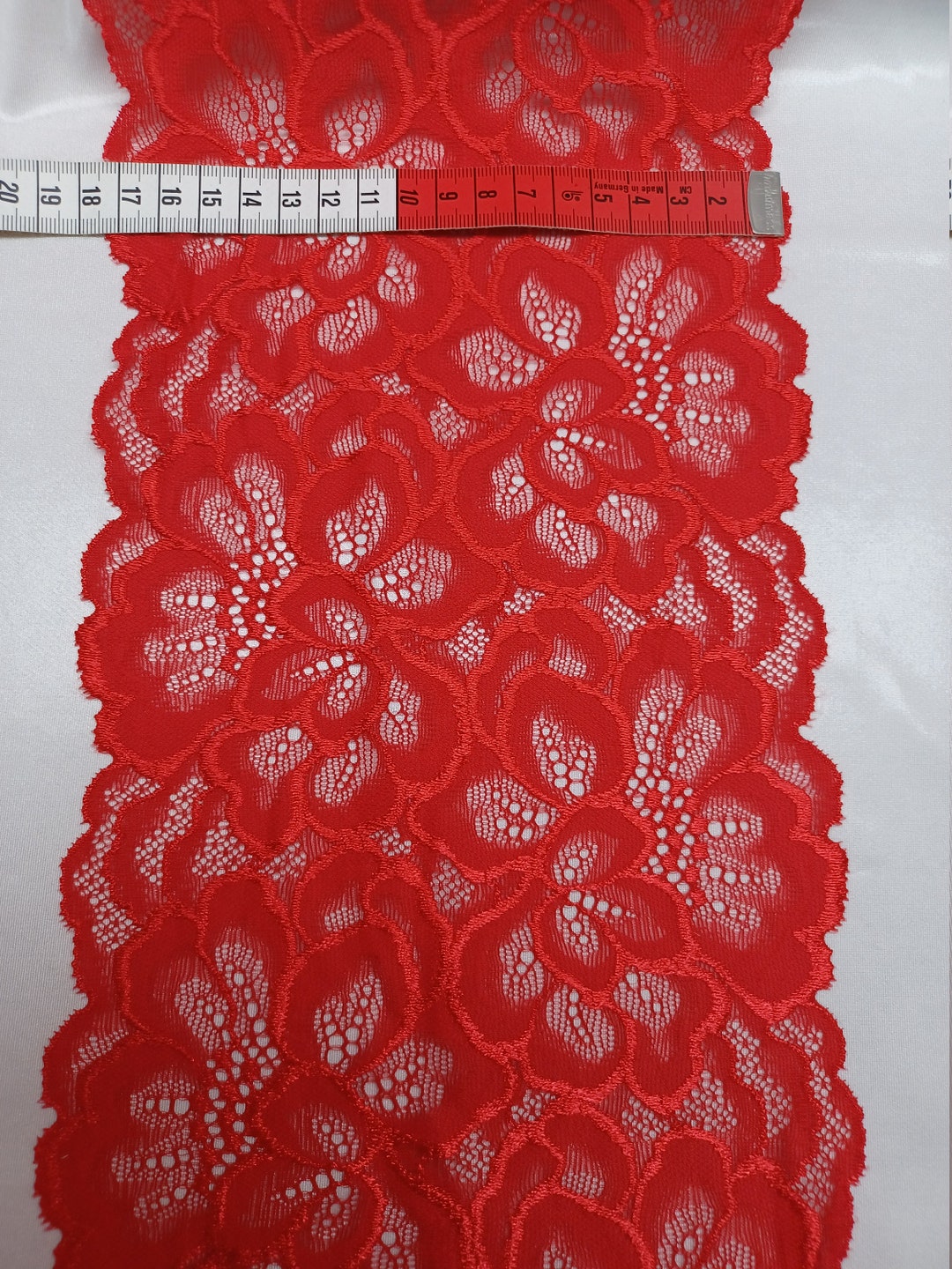 1 M Elastic Lace Bright Red Sold by the Meter Lace Borders With Bow End ...