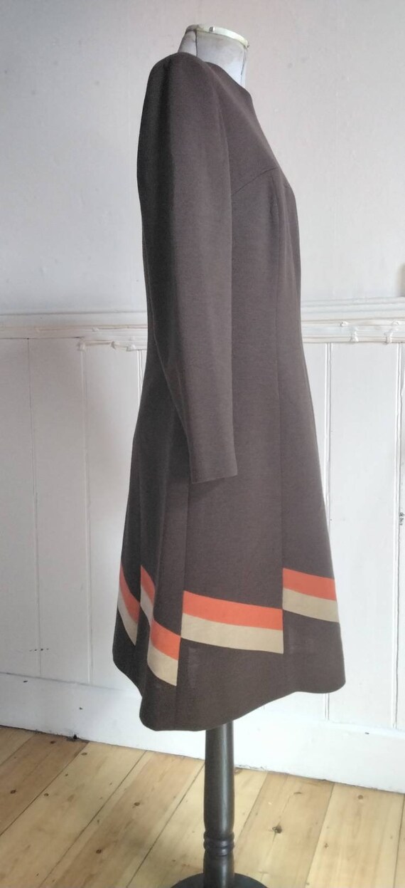 Mod style 1960s chocolate brown,orange and cream, woo… - Gem