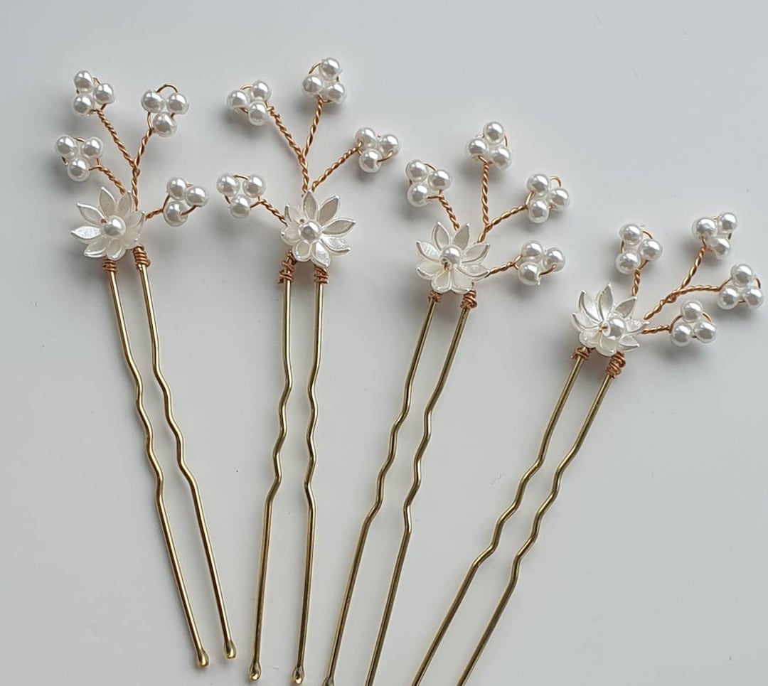 Bridal High Quality Glass Pearl With Small Delicate Daisy. Wedding Hair ...