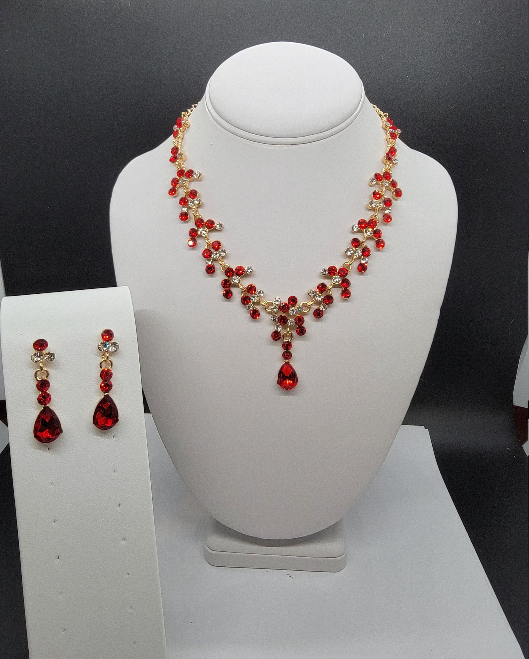 Red Crystal Necklace and Earring Set Red Rhinestone necklace - Etsy.de