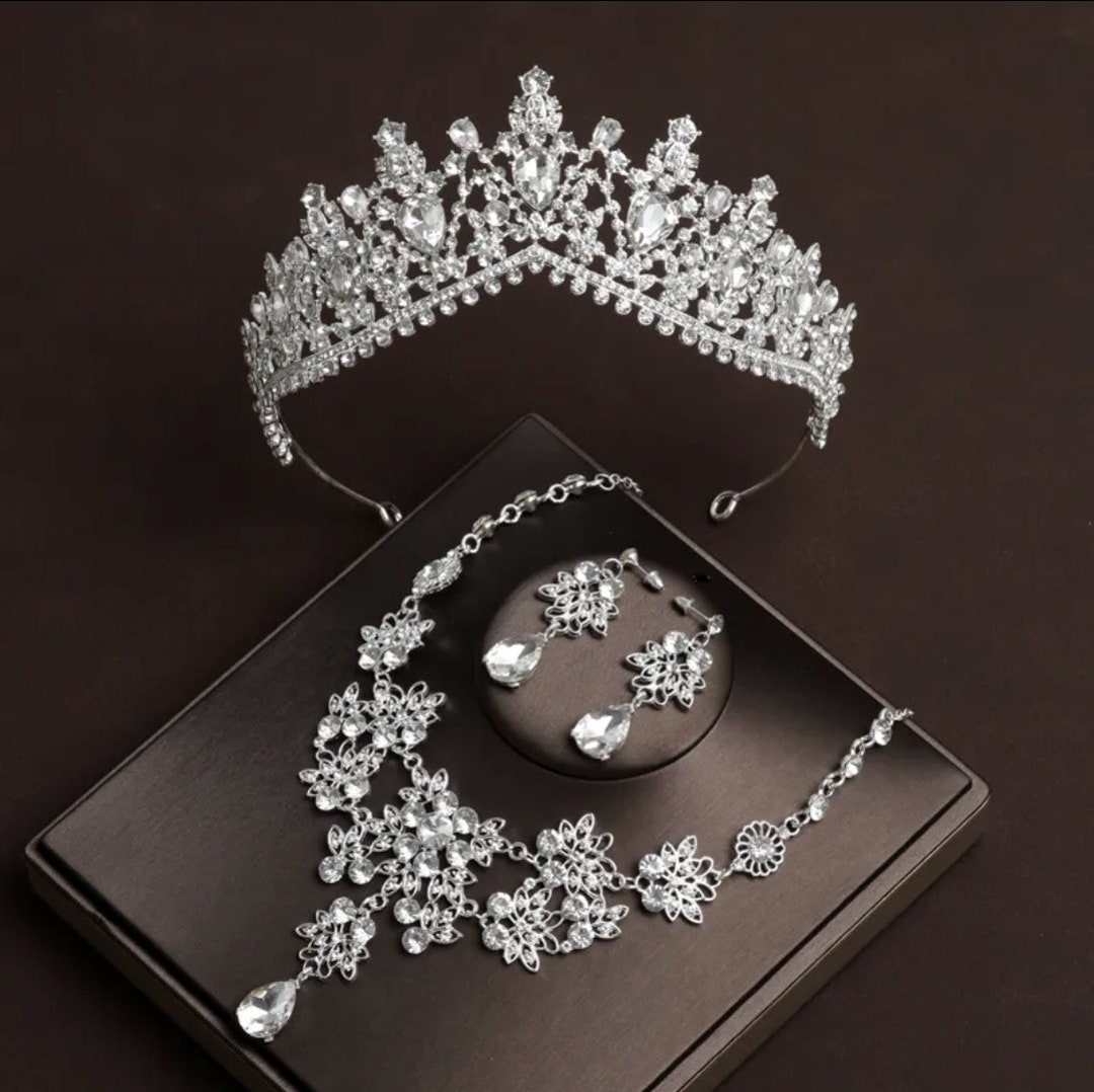 Silver Bridal Jewelry Set, Wedding Necklace Earrings Tiara Set, Queen ...