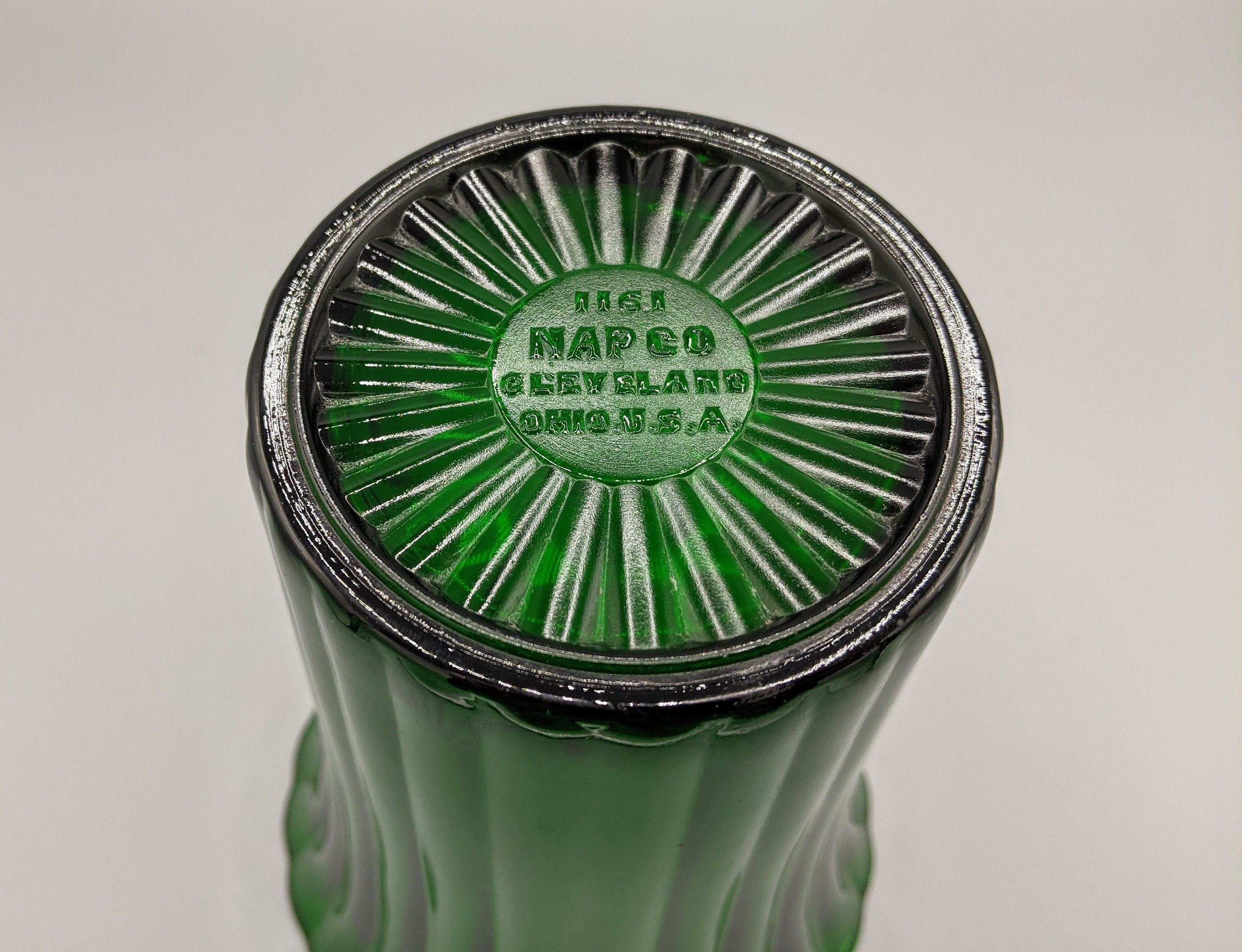 Vintage Green Glass Fluted Vase With Scalloped Rim Napco - Etsy