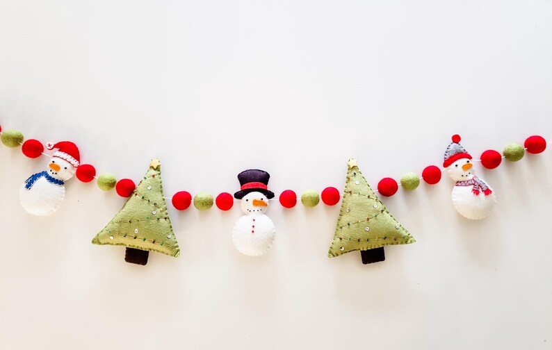 Felt Snowman and Christmas Tree Garland for a Winter Wonderland ...