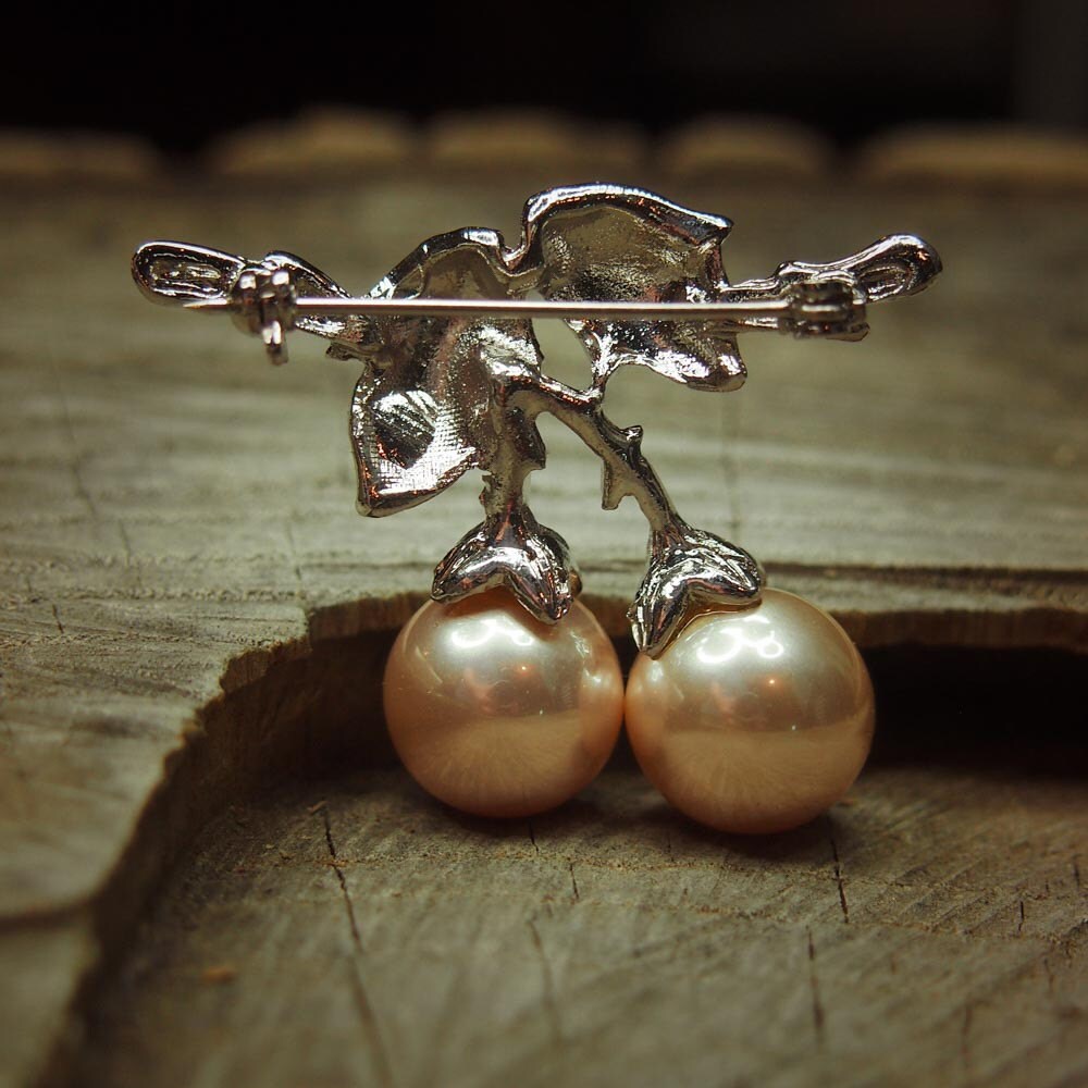 Peach Pearl Brooch Antique Vintage Styled, Bridesmaid, Rhinestone ...