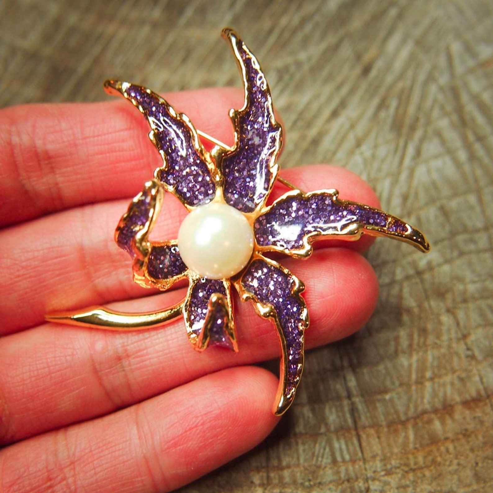 Iris Brooch Antique Vintage Styled, Bridesmaid, Rhinestone Diamante ...