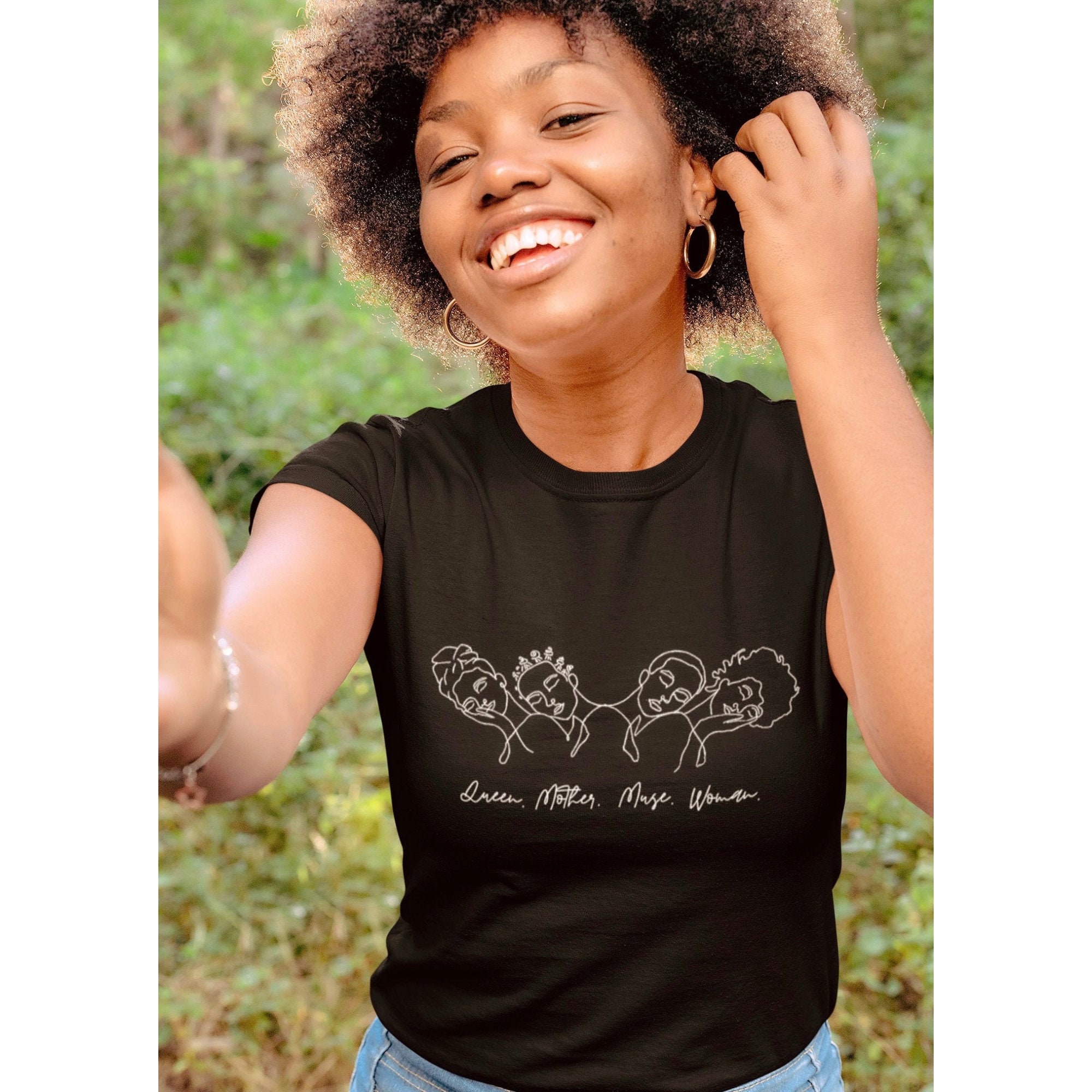 Queen Mother Muse Woman // Illustration Tee // Line Drawing Shirt ...
