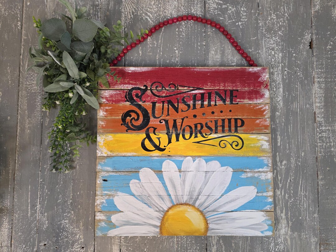 Chippy Wood Shiplap Rainbow Wall Hanging, Hand Painted Daisy Floral ...