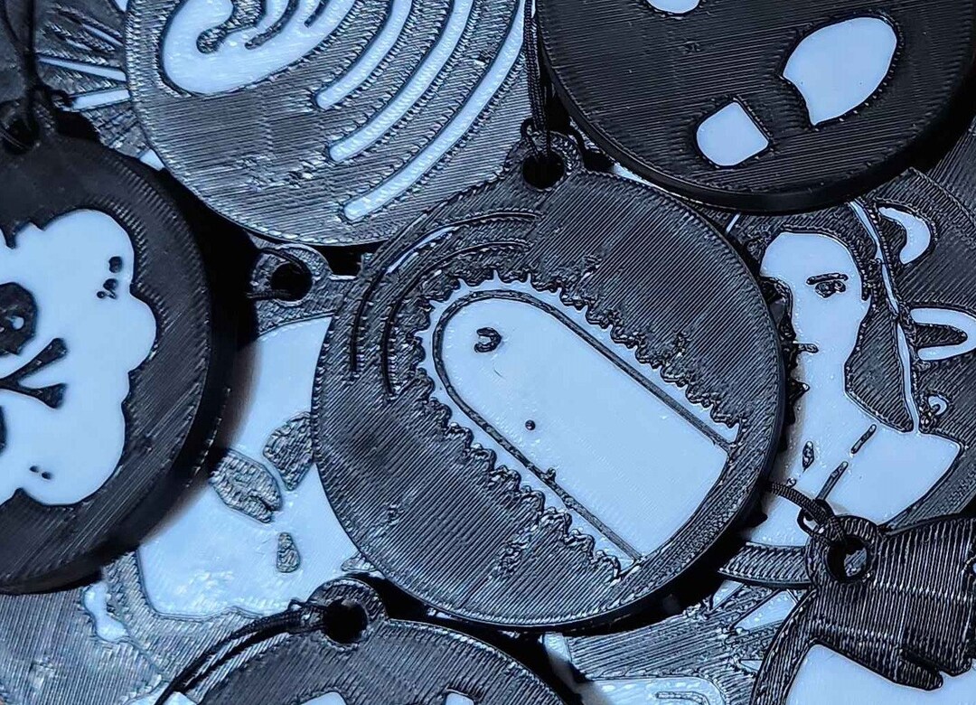 TCM Inspired Perk Charms Family - Keychain Cosplay Texas Chainsaw ...