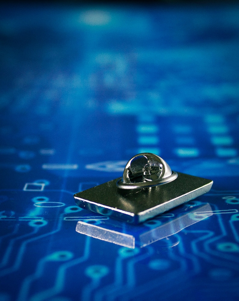 2001 A Space Odyssey HAL 9000 Lapel/tie Pin Badge - Etsy UK