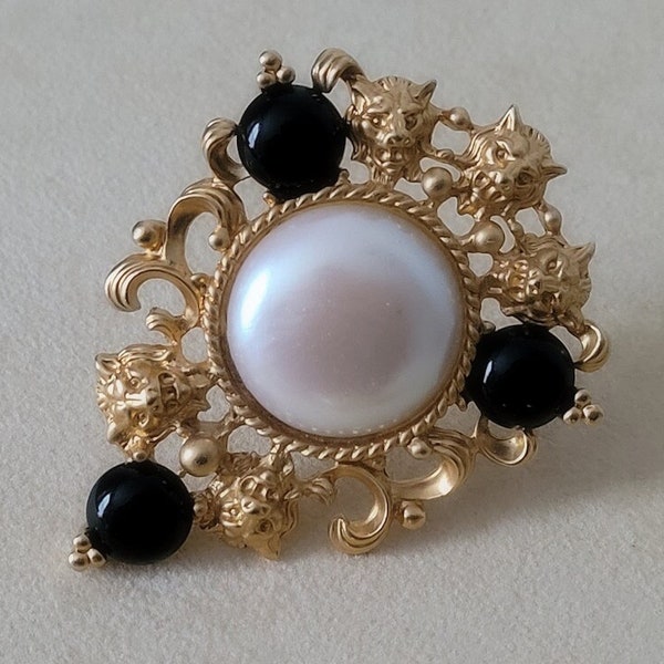 Avon Brooch - Etsy