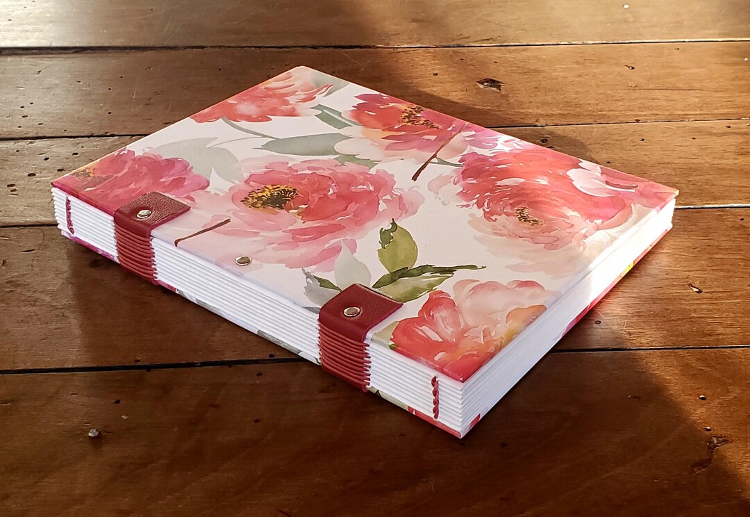 Beautiful A5 Size Sketchbook, 80 Pages of 200g Fabriano Drawing Paper ...