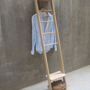 The TB.14 Clothes Ladder With Shelves / Kledierleiter Mit Regale Stumme ...