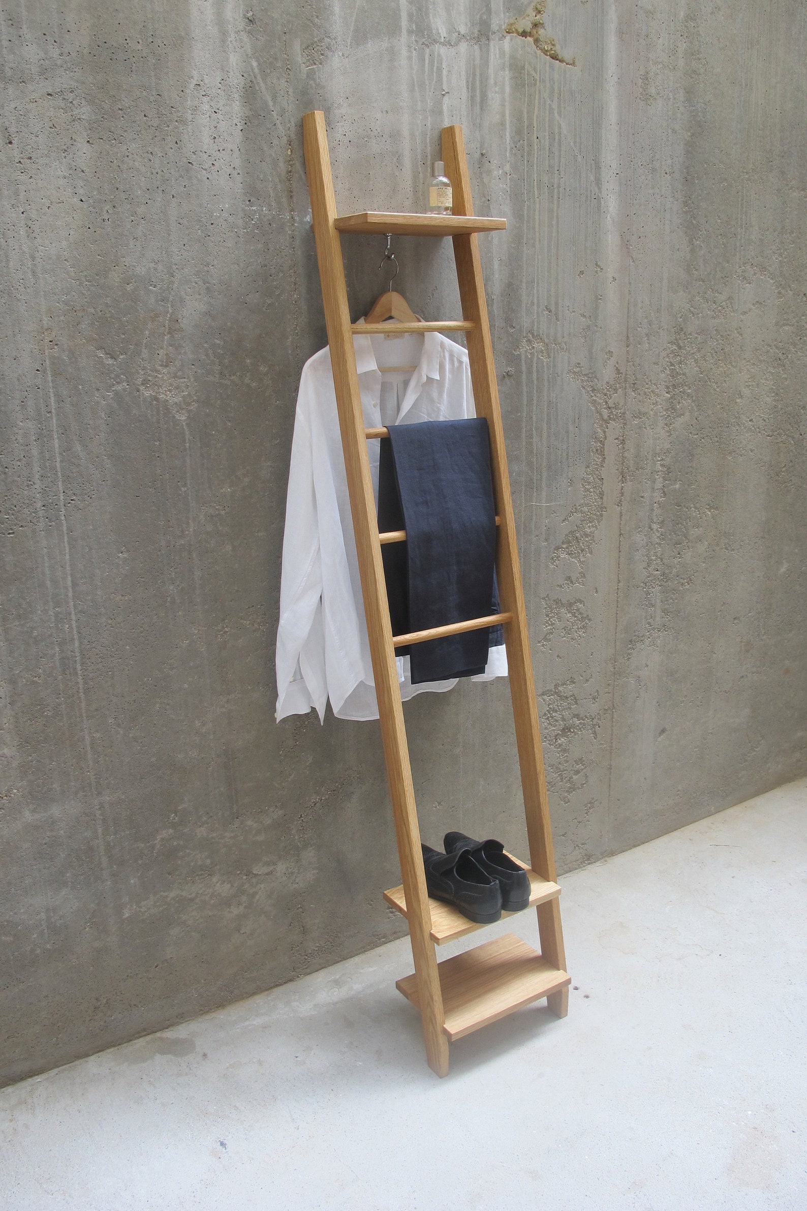 The TB.14 - Clothes Ladder With Shelves / Kledierleiter Mit Regale ...