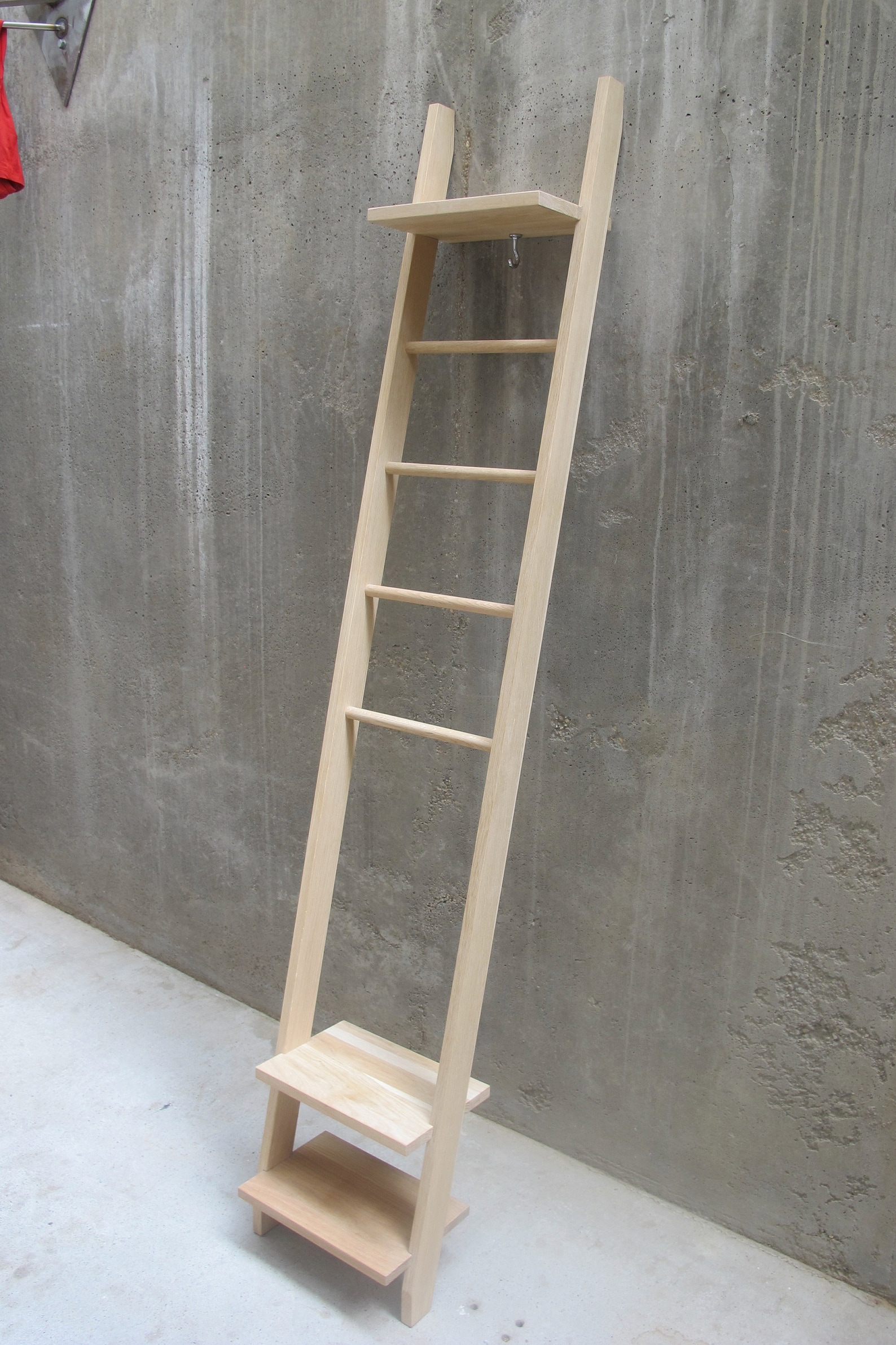 The TB.14 - Clothes Ladder With Shelves / Kledierleiter Mit Regale ...