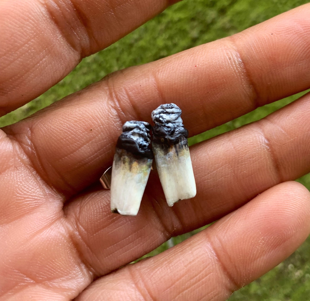 Roach Studs Doobie Joint Cannabis Stoner Gifts Marijuana Smoker 420 ...