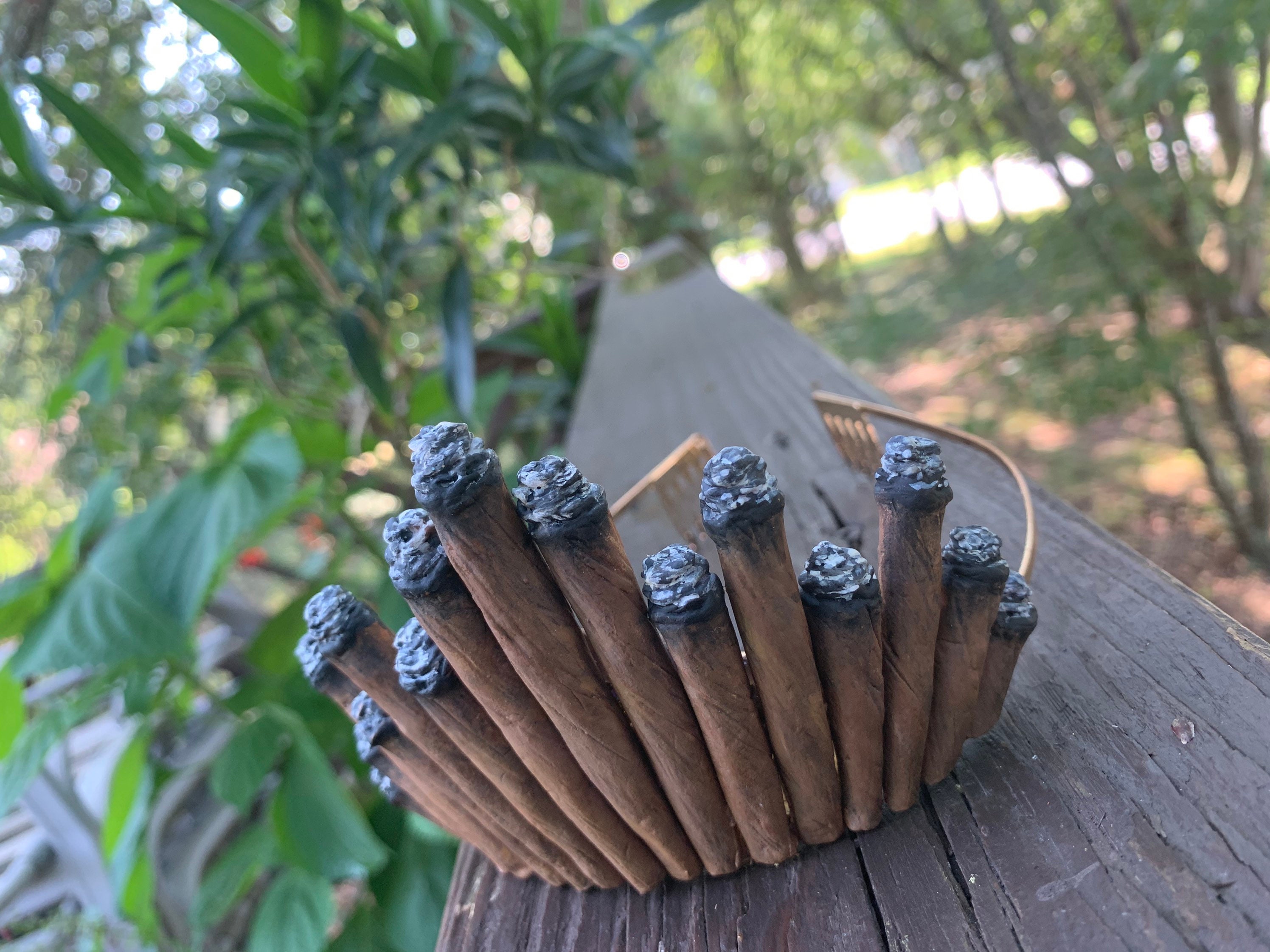 Marijuana Blunt Crown Weed Tiara Stoner Queen Cannabis Royalty 420 ...