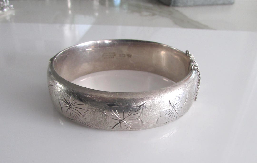 Vintage Harrods Excalibur Sterling Silver Engraved Hinged Bracelet - Etsy