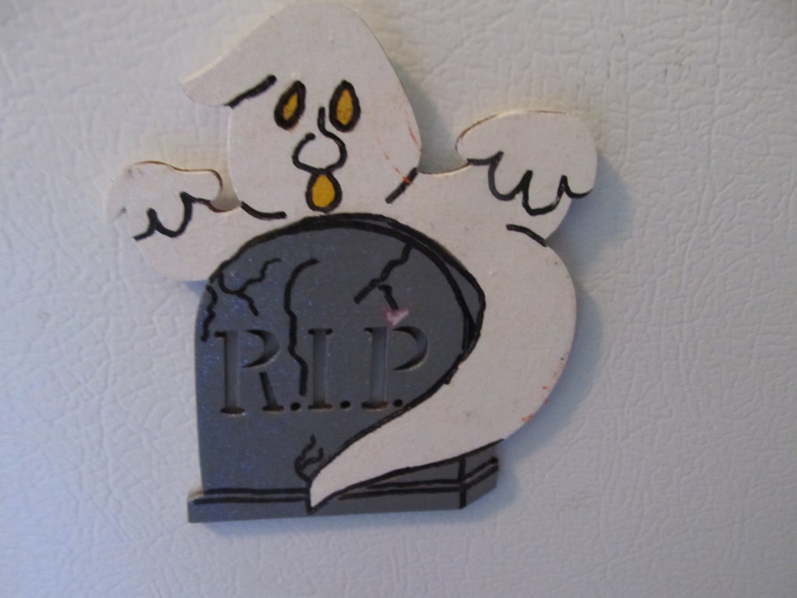 Ghost RIP Magnet- Gifts for Her- Gifts for Halloween- Spooky Decor ...