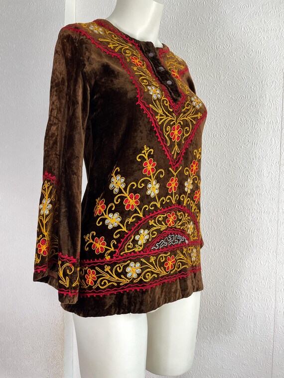 1970s Indian Floral Embroidered Velvet Tunic Boho Blo… - Gem
