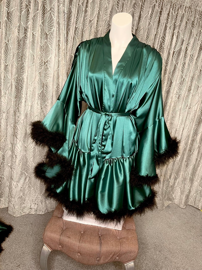 Short Emerald Green Feather Trim Robe, High Quality Satin Vintage ...