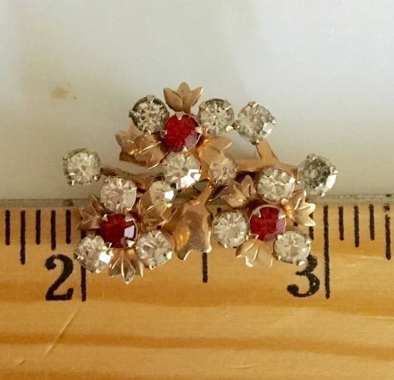 Victorian/Edwardian scatter pin brooch red rhinestone… - Gem