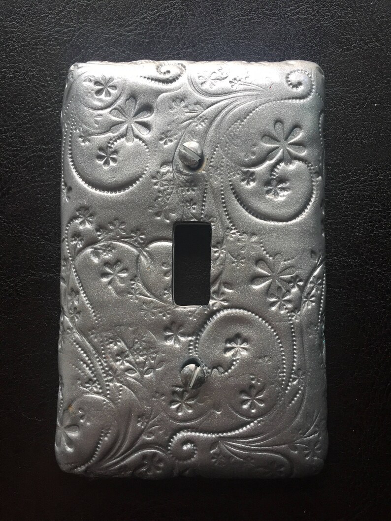 This Elegant and Beautiful Switch Plate Has a Flowery Vine | Etsy