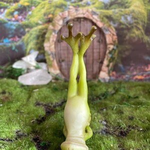 Sweet Namaste Yoga Frogs Figurine Standing Namaste Pose Yoga Frog ...