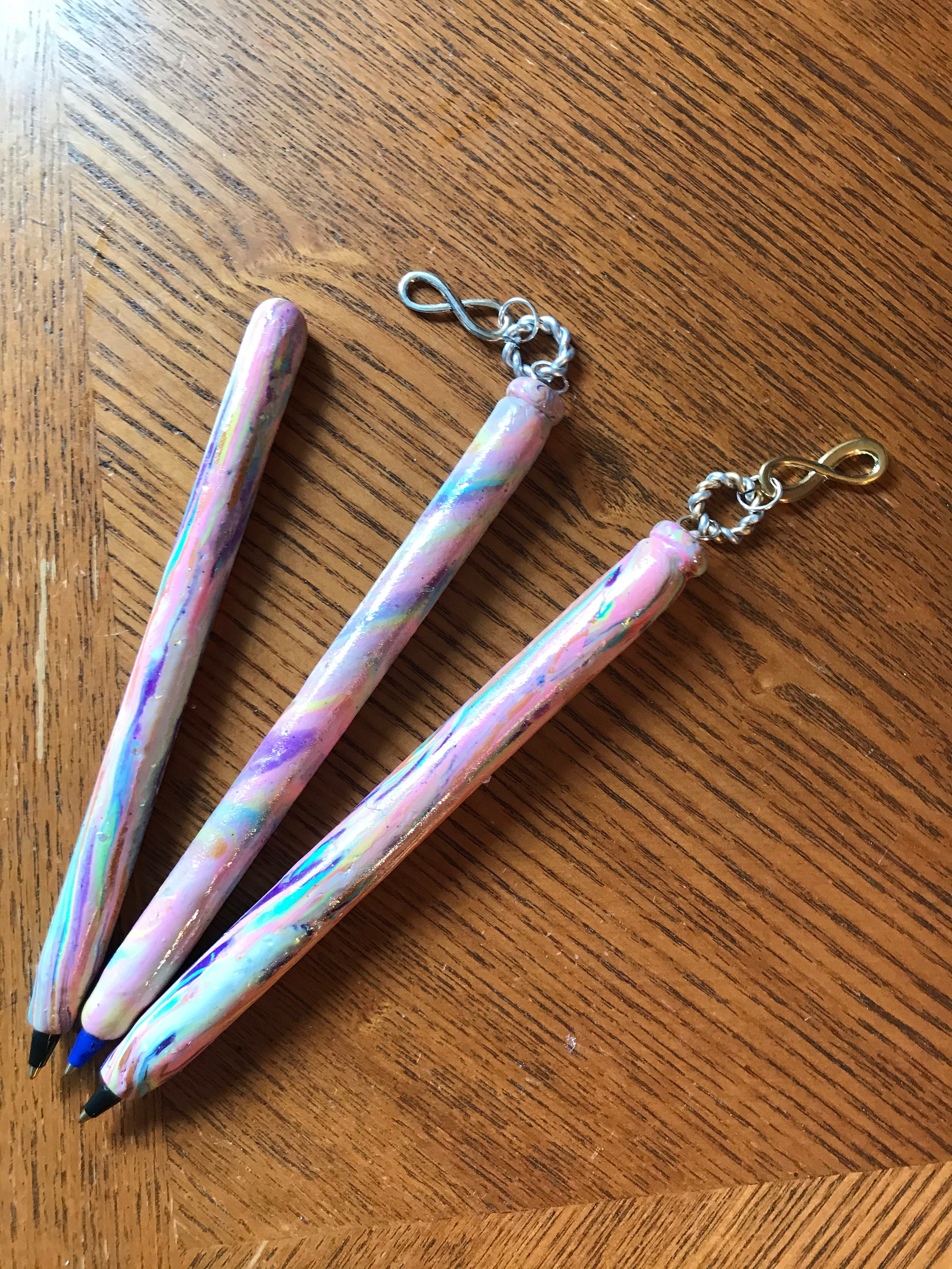 Pluma recargable de color brillante arcilla polimérica y metal - Etsy ...