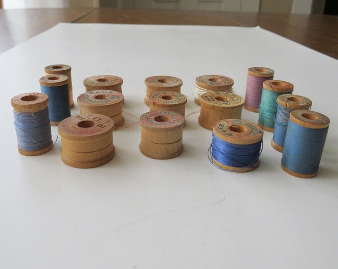 Vintage Lot 16 Small Wood Thread Spools - Etsy