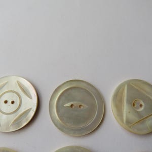 6 Antique Large Mother of Pearl Buttons Vintage MOP Button - Etsy