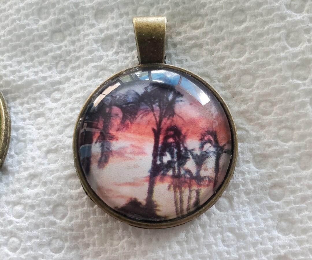 Sunset Palm Trees Pendant/keyring - Etsy