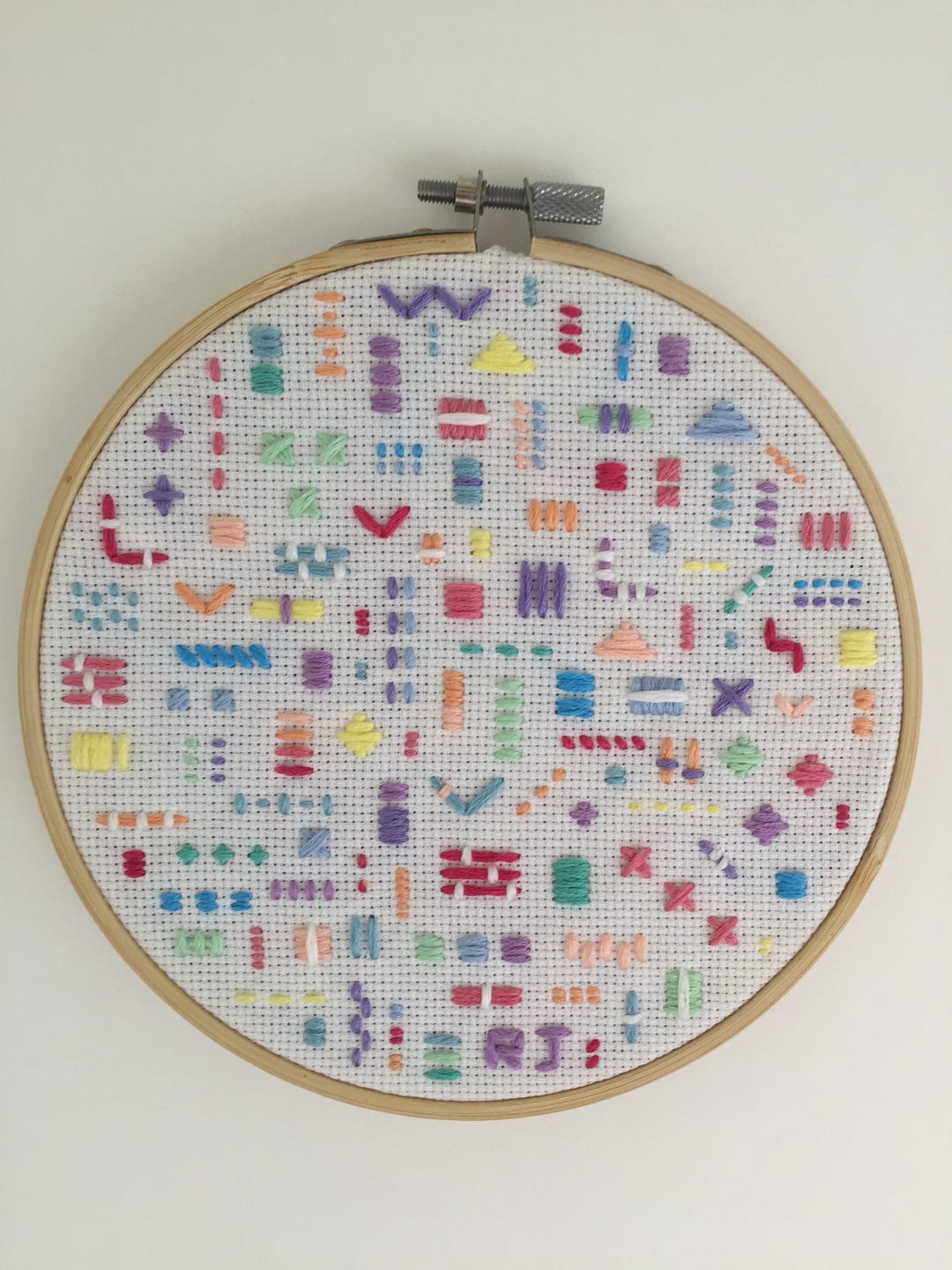 Arena Embroidery Hoop. Hand Made, DMC Thread, Wall Decor. Tapestry - Etsy