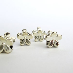Micro Mini Extra Tiny Silver Flower Acrylic Hair Claw Clip - Etsy