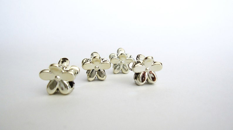 Micro Mini Extra Tiny Silver Flower Acrylic Hair Claw Clip - Etsy