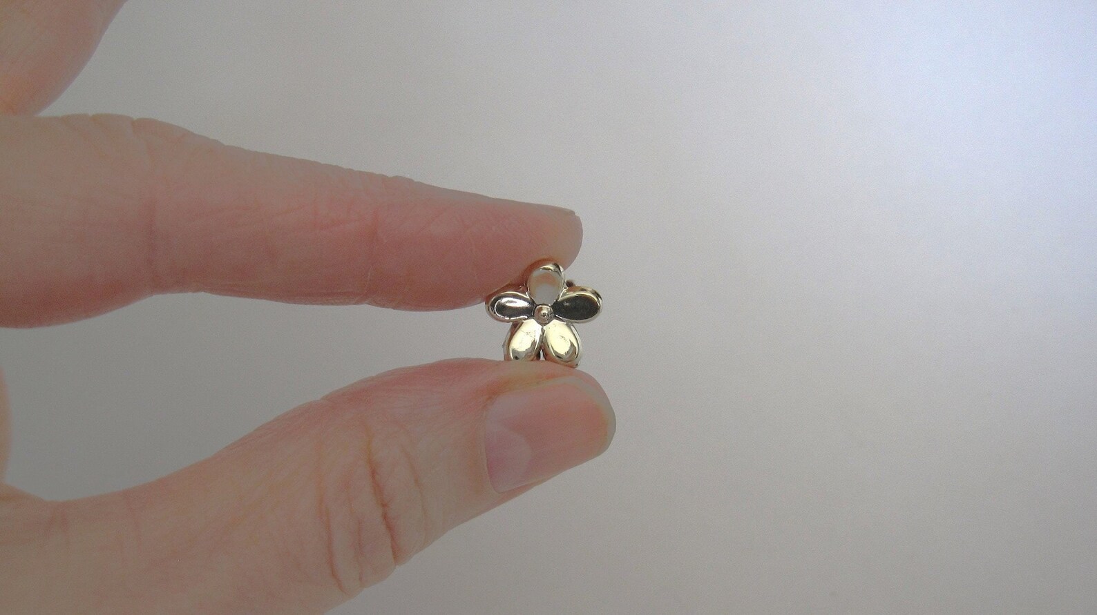 Micro Mini Extra Tiny Silver Flower Acrylic Hair Claw Clip - Etsy