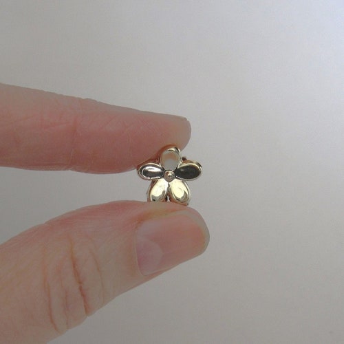 Small Mini Silver Metal Gray Flower Crystal Hair Claw Clip - Etsy