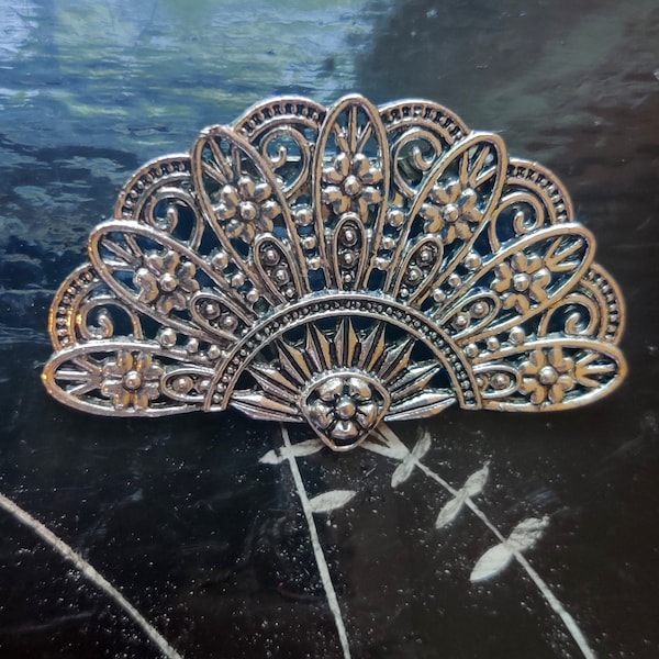 Spanish Brooch - Etsy