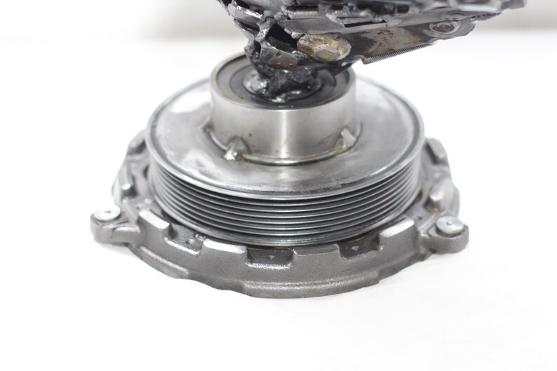 Sculpture "the Bust of the Wolf" by Recyclhome. - Etsy