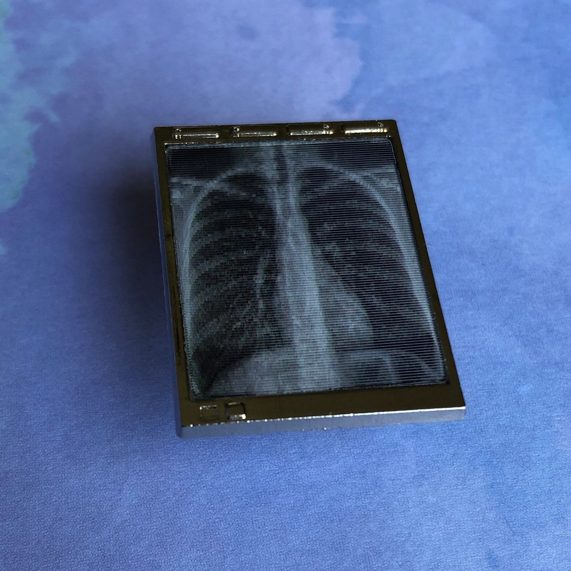 Lenticular Radiology Light Box Enamel Pin Medical Gift Gift | Etsy