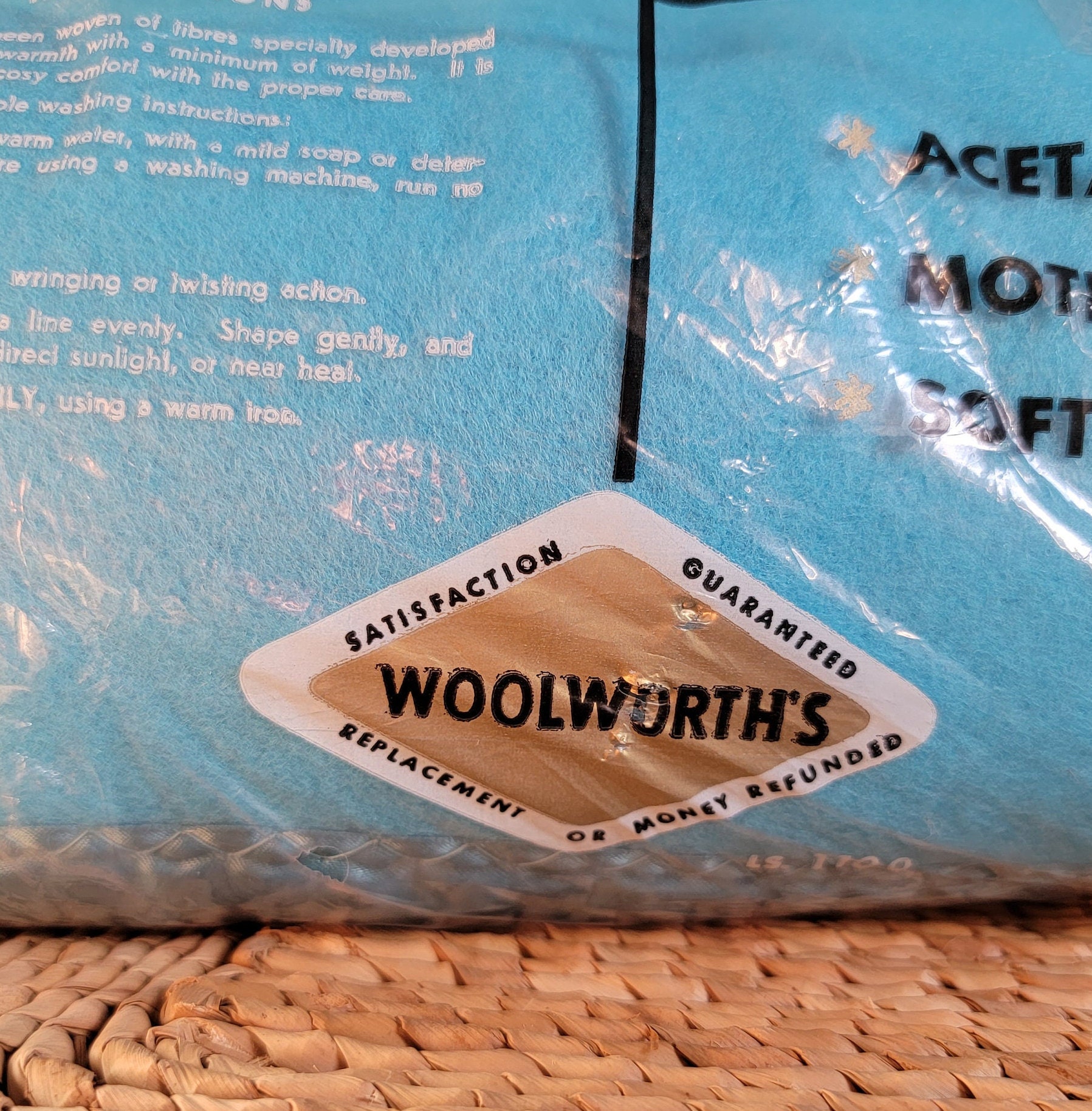 Vintage Deadstock Bed Blanket With Satin Binding - Etsy