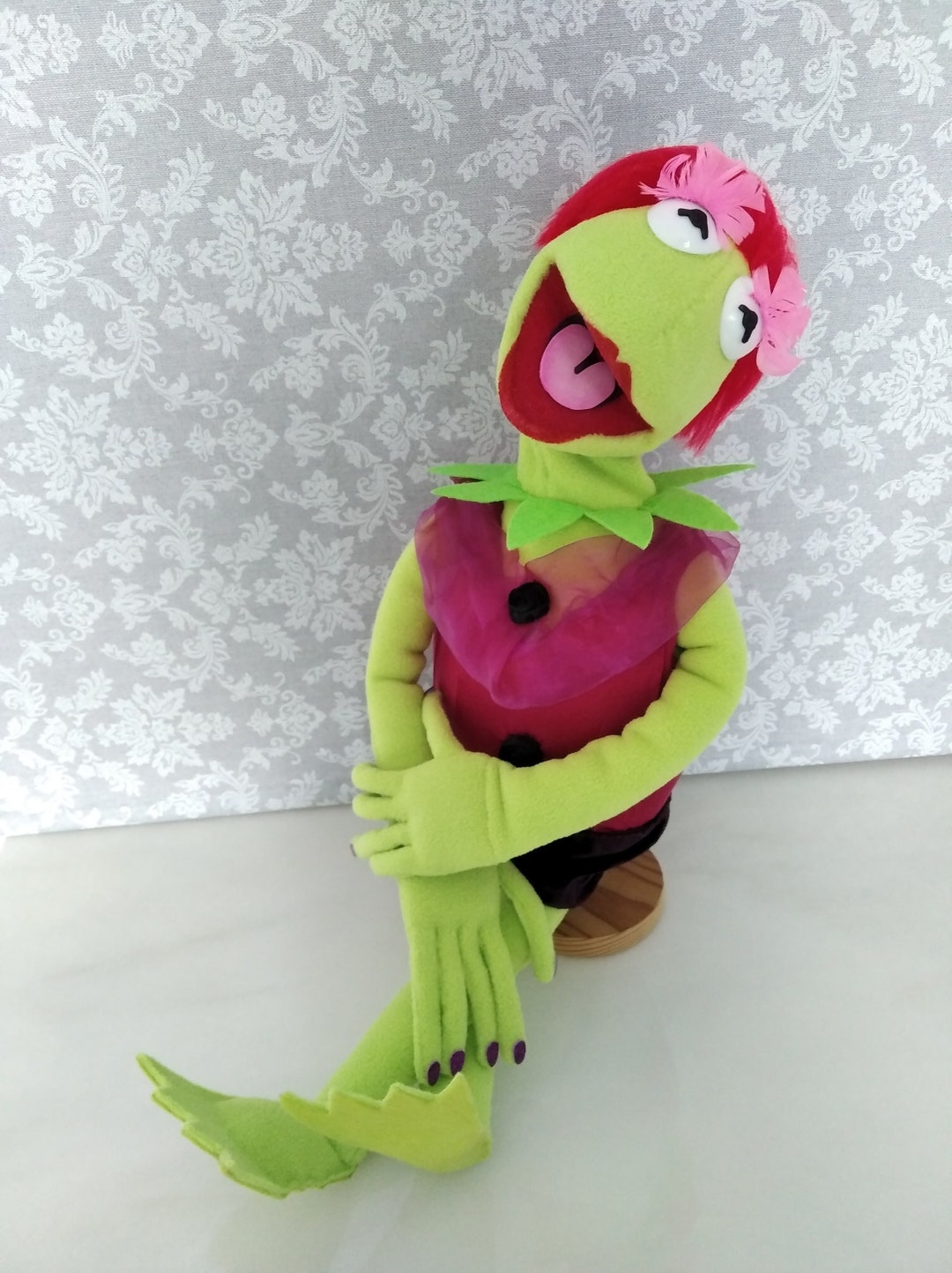 Lisa. A Professional Handmade Full-body Puppet Kermit's - Etsy