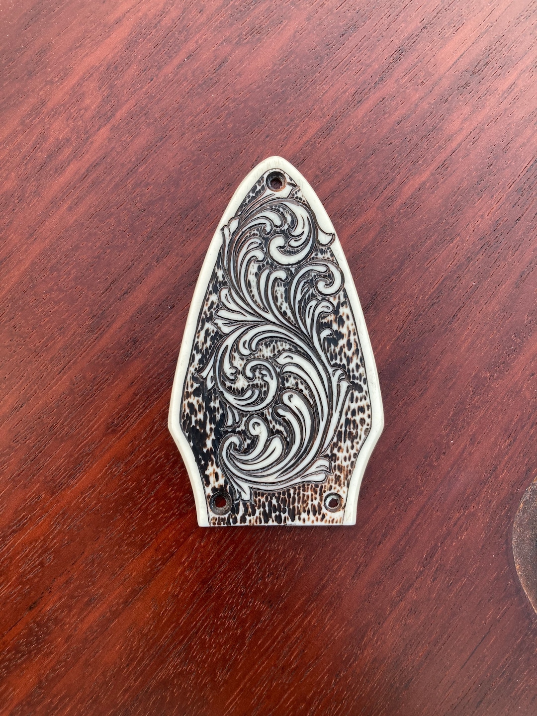 Flying V Truss Rod Cover Hand Engraved Custom Made - Etsy