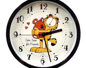 RARE Vintage 1978 Garfield Sunbeam Wall Clock With Pendulum Tail Moving ...