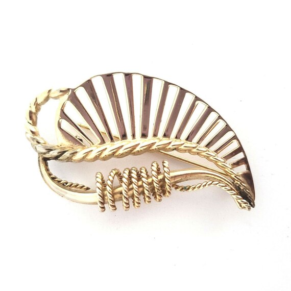 Vintage Signed Volupté Gold Tone Polished Openwork Pi… - Gem