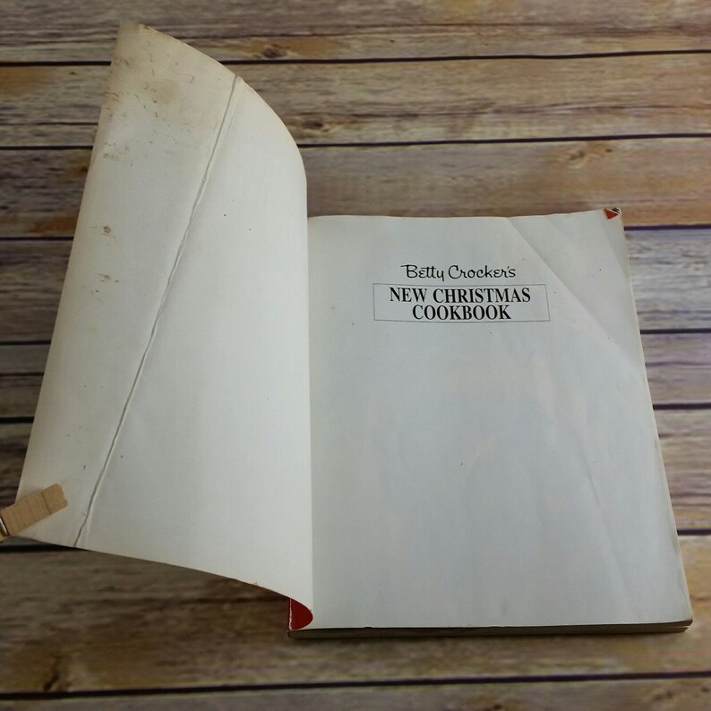 Vintage Cookbook Betty Crocker New Christmas Cookbook 1993 Paperback ...