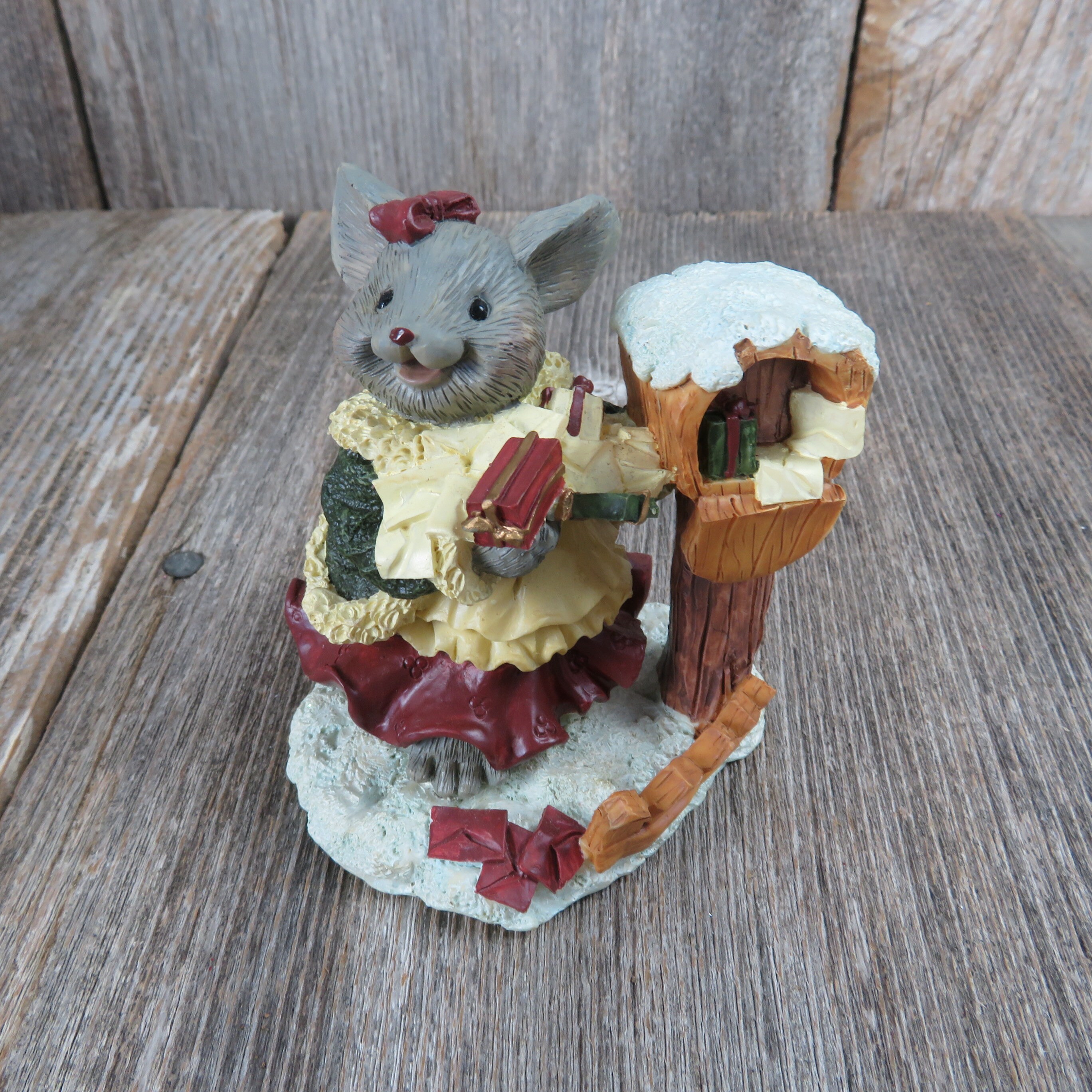 Vintage Mouse Lady at Mailbox Figurine World Bazaars Merry Mouse ...