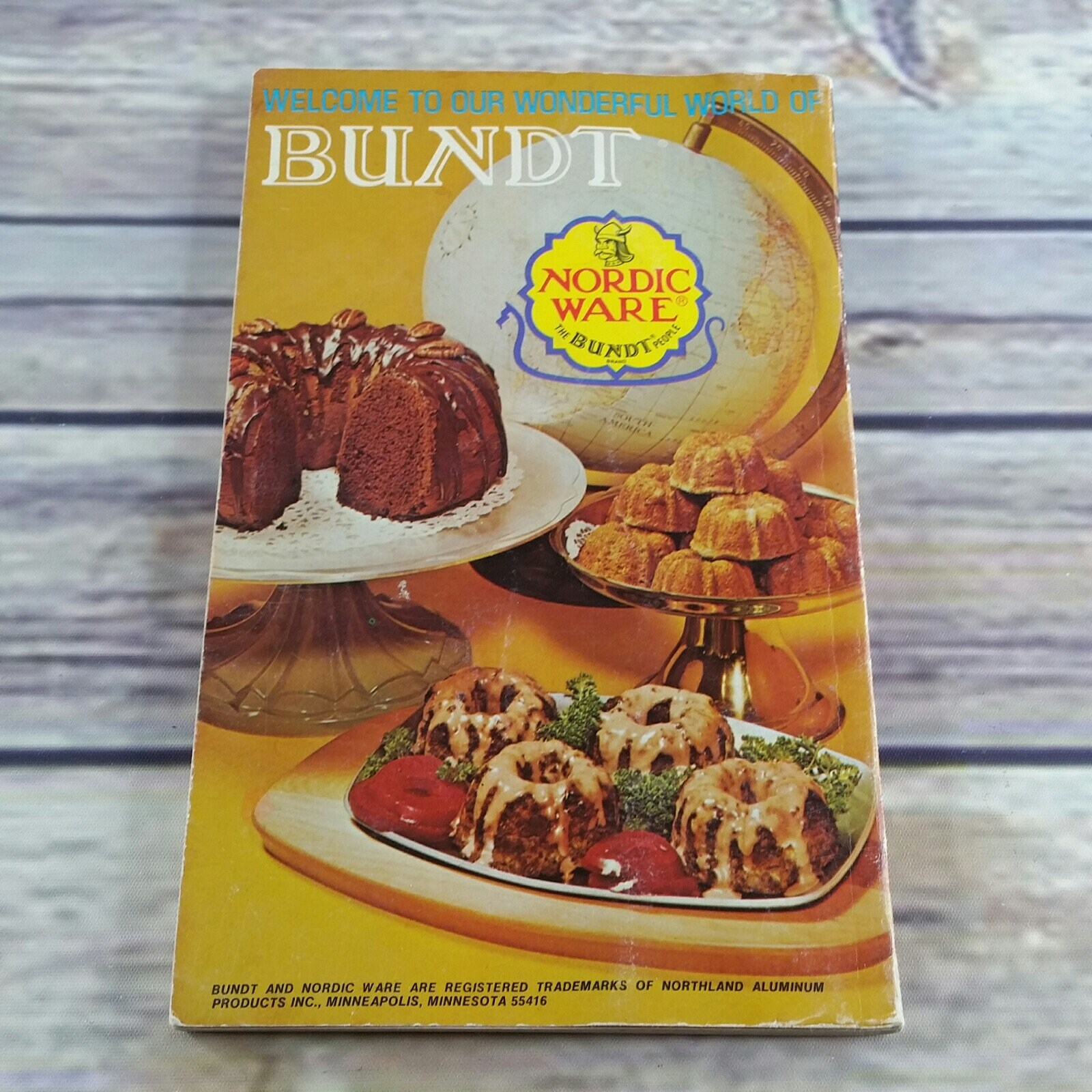 Vintage Cookbook Bundt Pans 1973 Paperback Cakes Breads Entrees ...