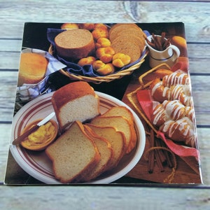Vintage Cookbook Fleischmann Yeast Bread Machine Favorites Recipes ...