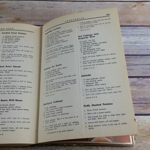 Vintage Cookbook Mirro All Purpose Aluminum Goods Mfg Home Economics ...
