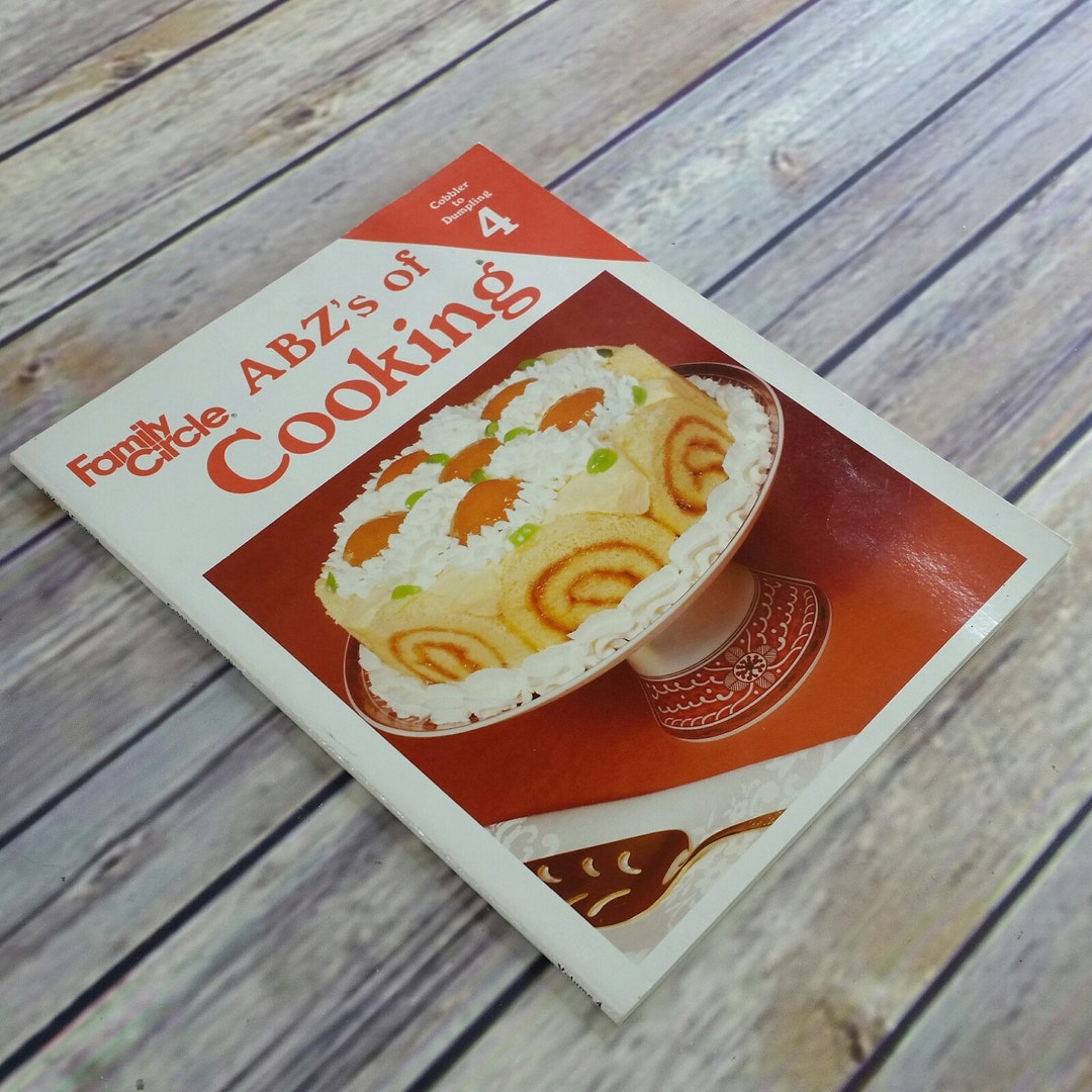 Vintage Cookbook Family Circle Recipes Cobbler to Dumpling 1982 Baking ...